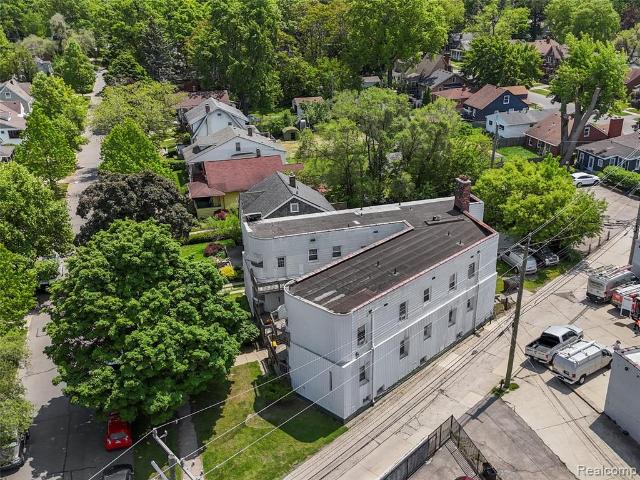 146 E Hazelhurst Street # 6