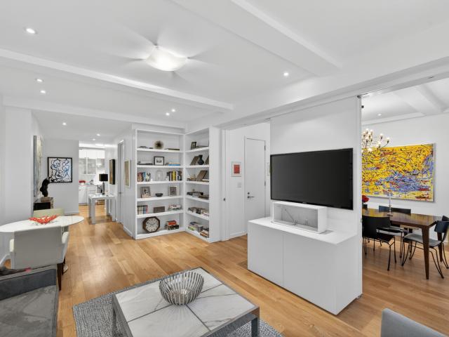 146 East 49th Street, New York, NY