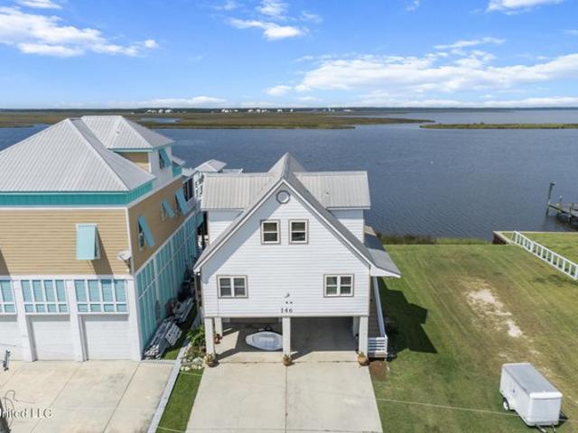 146 Elaine Dr, Bay Saint Louis, MS 39520