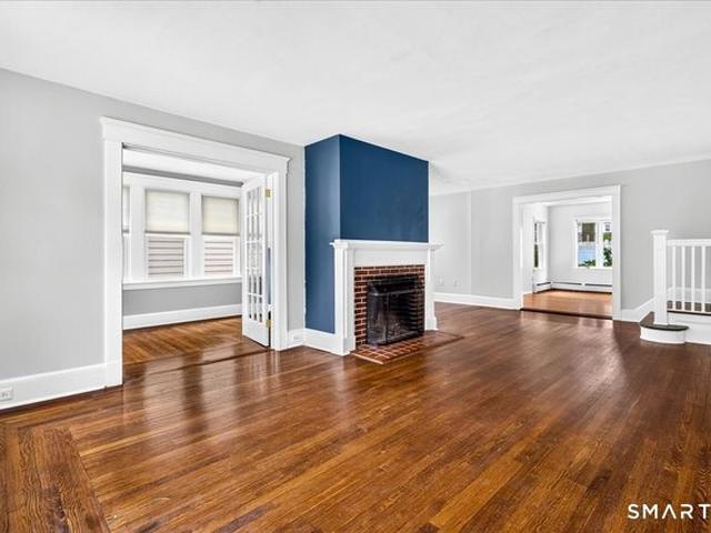 146 Filbert St, Hamden, CT 06517
