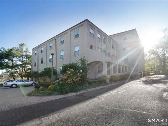 146 High St Apt 201, Milford, CT 06460