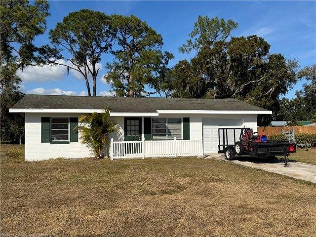 146 Lake Francis Dr, Lake Placid, FL 33852
