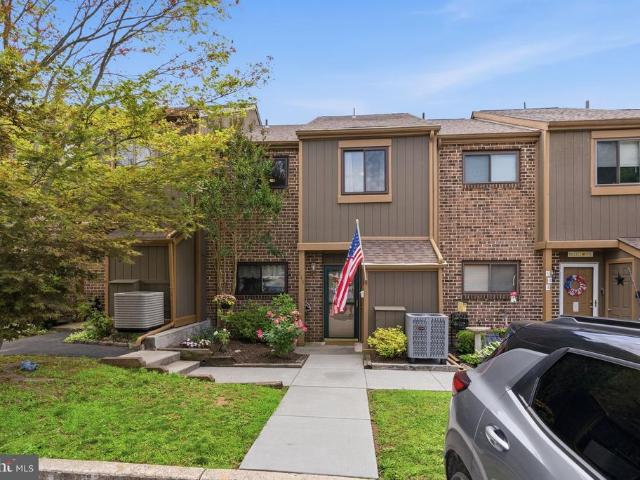 146 Larchwood Court