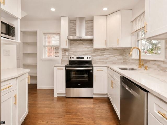146 Liberty Ave