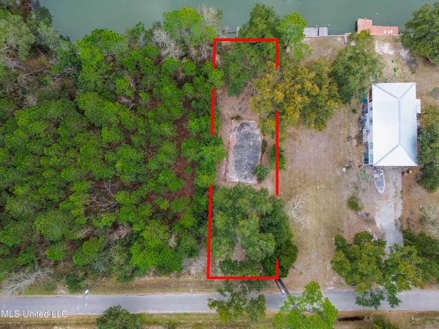 146 Mimosa St, Pass Christian, MS 39571 | MLS #4139