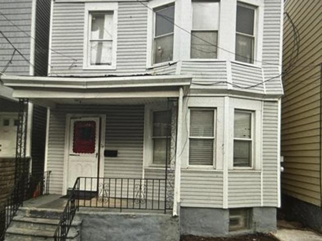 146 Myrtle Ave, Jersey City, NJ 07305