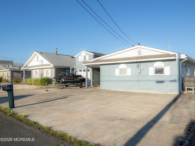 146 N Ensign Drive