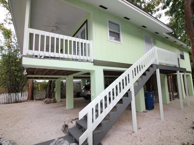 146 N Sunrise Dr, Tavernier, FL 33070 | MLS #615042 | Compass