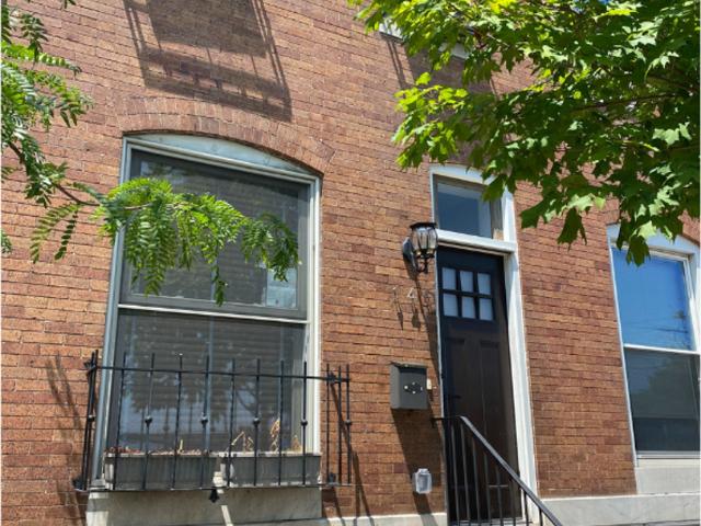 146 North East Avenue $850 Available Room Private Bath