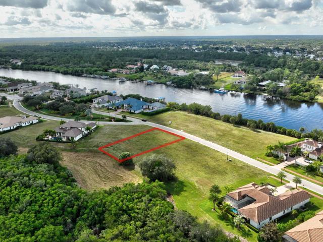 146 SE Fiore Bello, Port St. Lucie, FL 34952 | MLS #R11116 | Compass