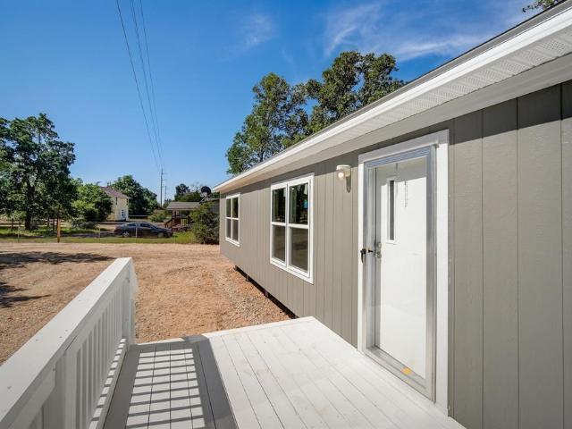 146 Shadow Oak Dr