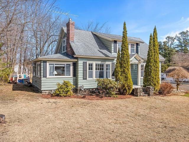 146 Shrewsbury St, Holden, MA 01520 | Compass