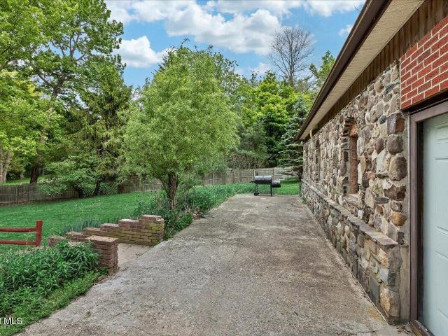 146 Stonebridge Rd Extension