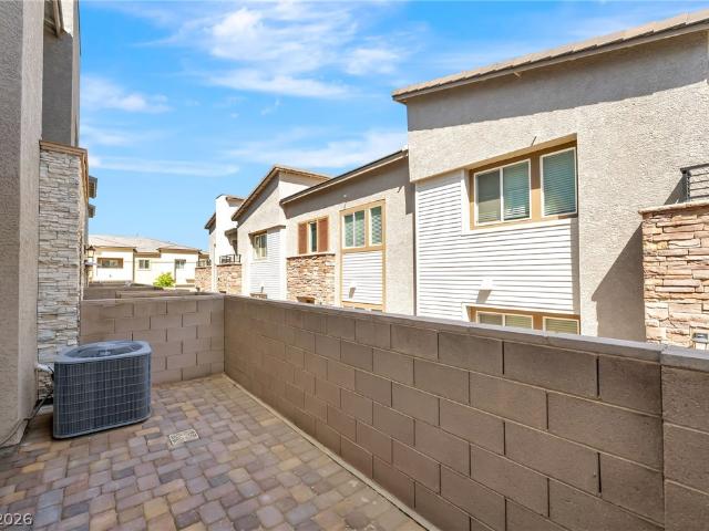 146 Sul Ponticello Avenue
