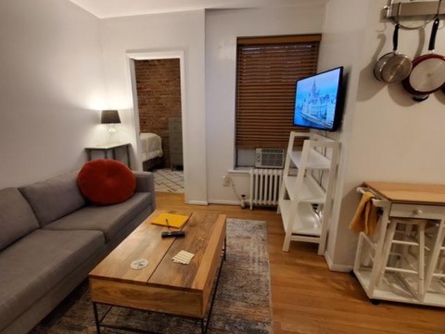 146 Sullivan Street, New York, NY