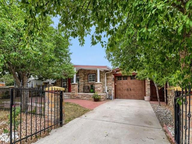 146 Poplar St, Lochbuie, CO 80603