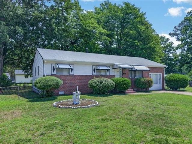 146 Ruston Dr, Newport News, VA 23602