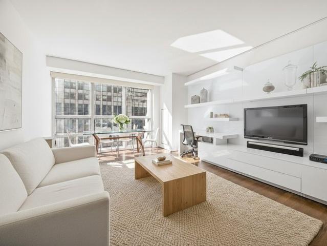 146 W 57th St Apt 37E, Manhattan, NY 10019