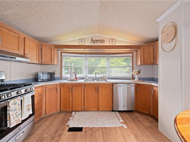 146 Wencliffe Lane