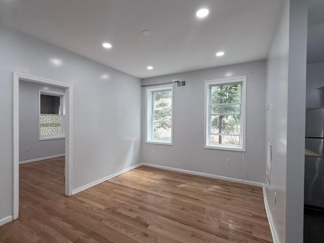 146 West 27Th St # 1