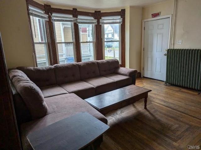 146 Tompkins Street