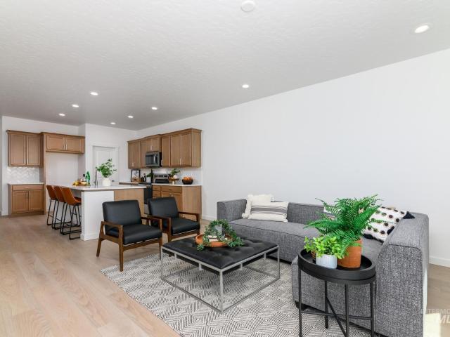 14742 Wing Spread Dr