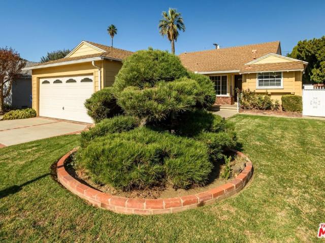 14745 MARLIN Place