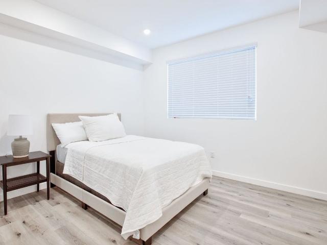 14748 Victory Blvd. 2 Bedroom Apartment for Rent at 14748 Victory Blvd, Los Angeles, CA 91411 Van Nuys