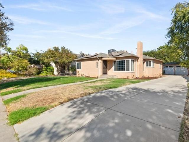 1474 N Thorne Ave, Fresno, CA 93728