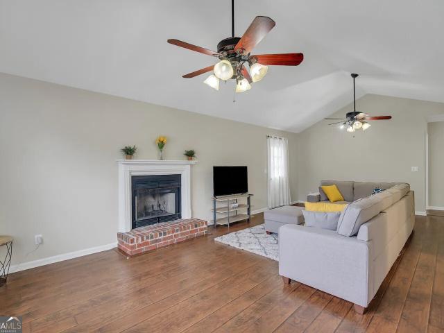 1474 Ben Gay Way