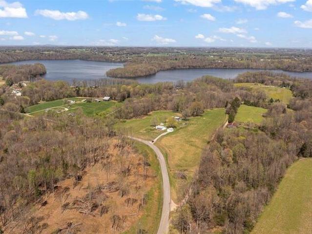 1474 Crow Road, Glasgow, KY 42141