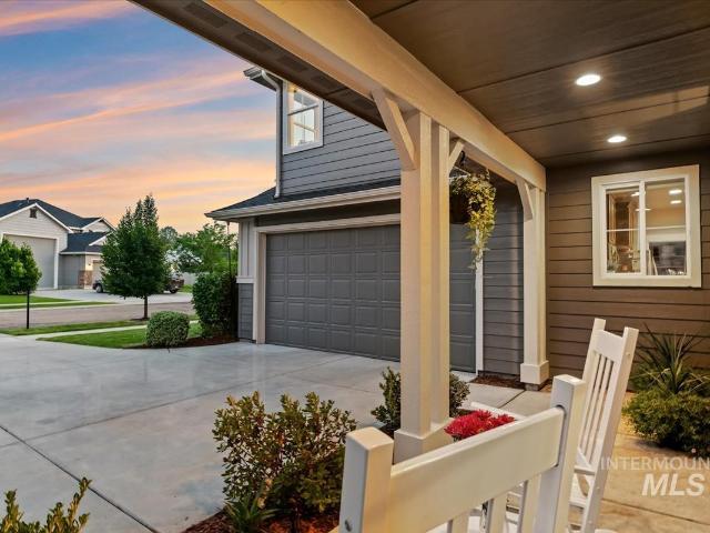 1474 W Bear Track Dr