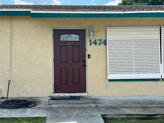 1474 13th St, West Palm Beach, FL 33401