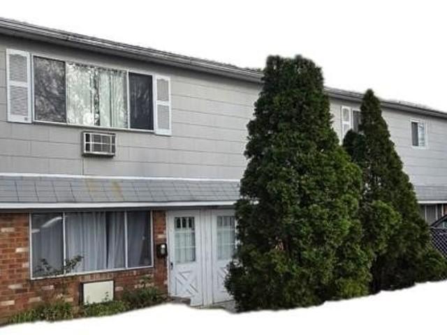14753 Weller Ln, Rosedale, NY 11422