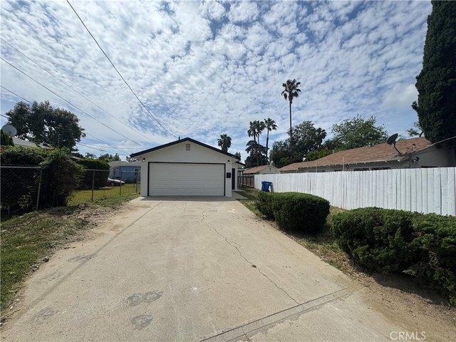 14752 Lemay St, Van Nuys, CA 91405