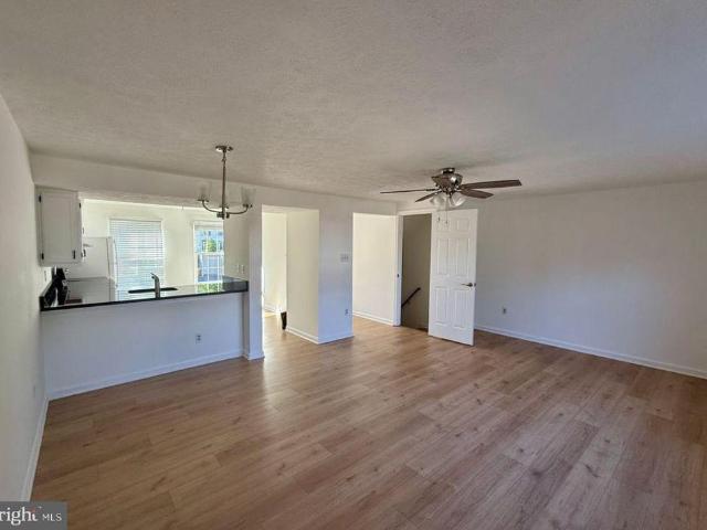 1475 Mobley Court