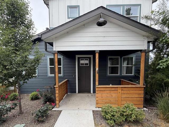1475 N Bluffs Ridge Ln, Boise, ID 83704