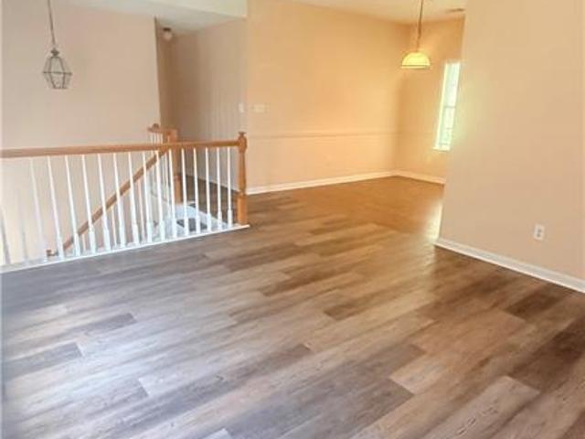 1475 Brookdale Drive