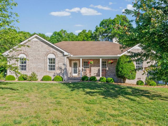 1475 Eastland Dr
