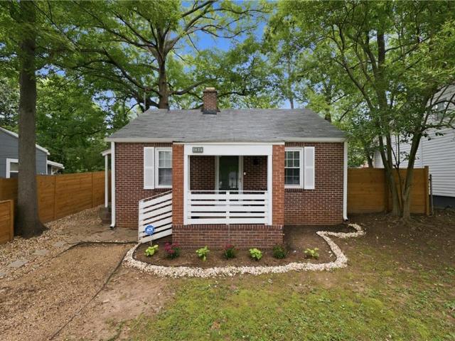 1475 Elizabeth Lane