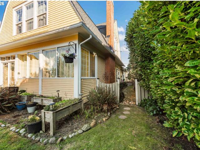 1475 sherman ave