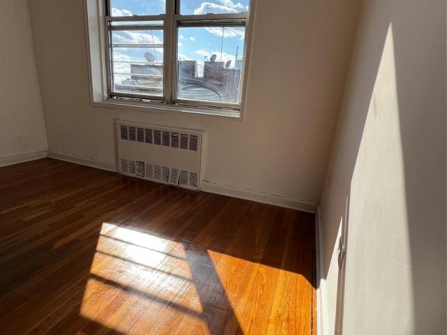 1475 Thieriot Avenue, Unit 5J