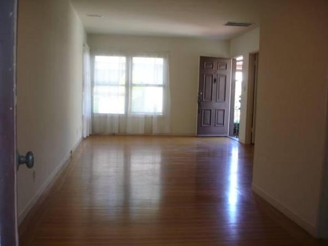 $1475 / 1br 700ft² Cottage style 1 Bedroom in great location