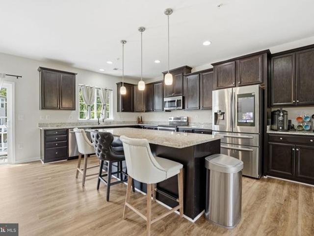 14760 Malloy Ct, Woodbridge, VA 22191