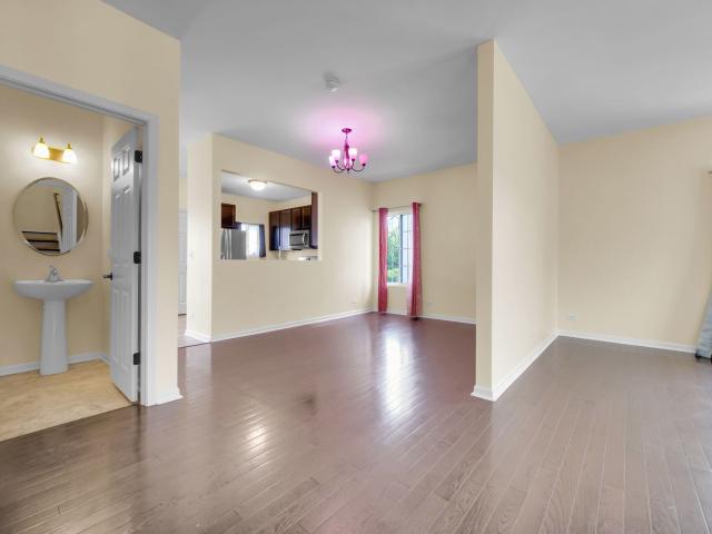 1476 Manning Avenue