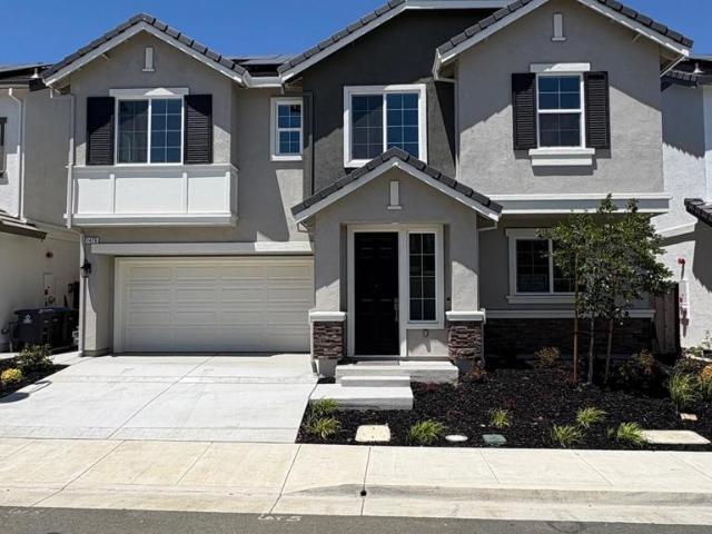 1476 Monument Ln
