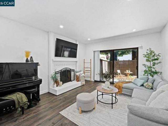 1476 Camino Peral Apt C, Moraga, CA 94556