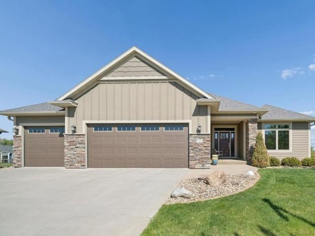 1476 Century Corner Ln NE, Rochester, MN 55906