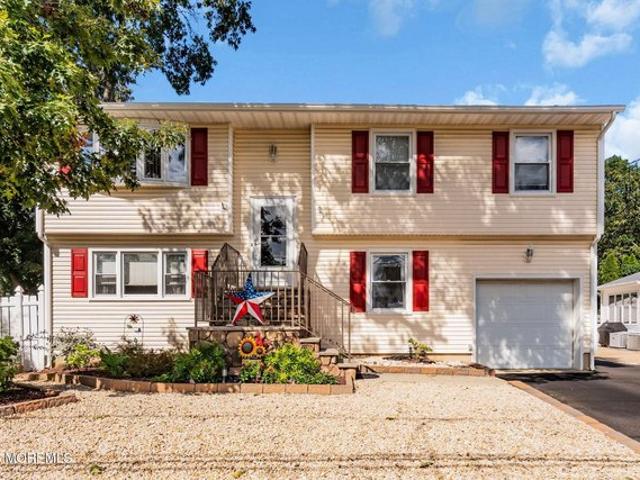 1476 Green Grove Rd, Brick, NJ 08724