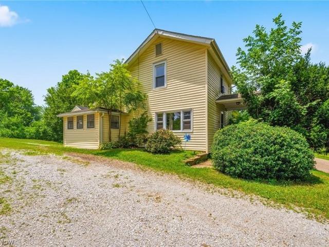 1476 Kracker St NW, Massillon, OH 44646